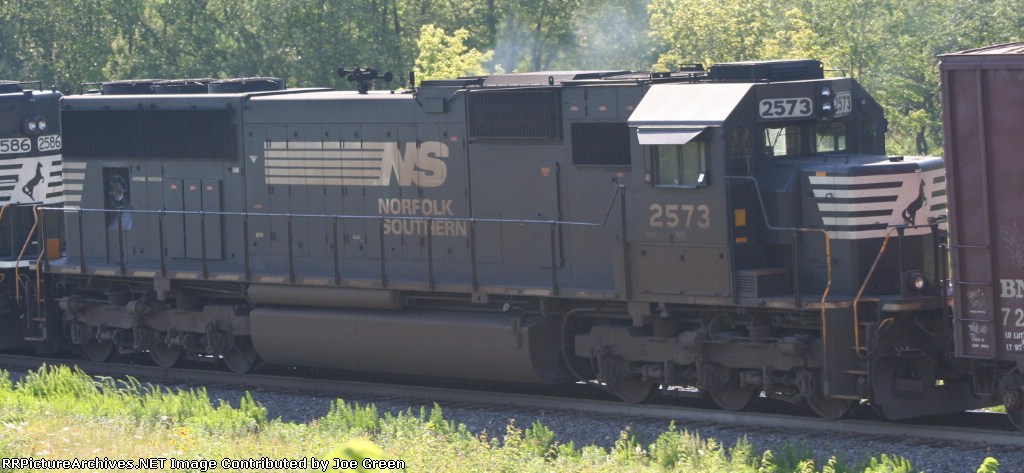 NS 2573